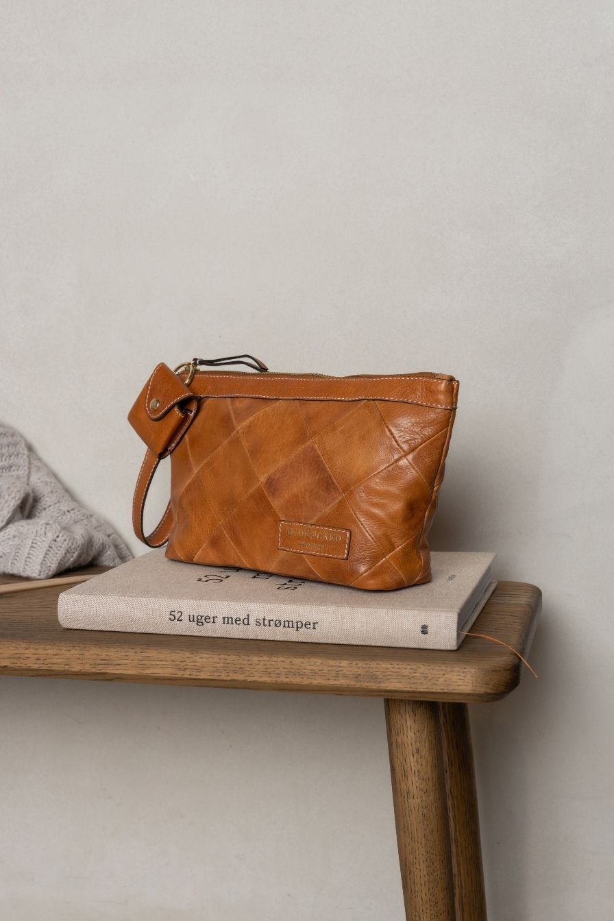Everyday tote heklet veske gratis strikkeoppskrift garn fra Sandnes ...